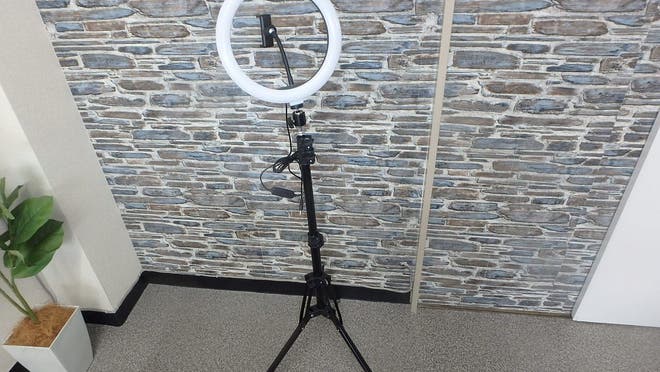 【綾瀬駅4分!12名】綺麗な室内!飲食可!WiFi・モニター・ホワイトボード全て無料!土足可!ふれあい貸し会議室 綾瀬A-トレの写真14