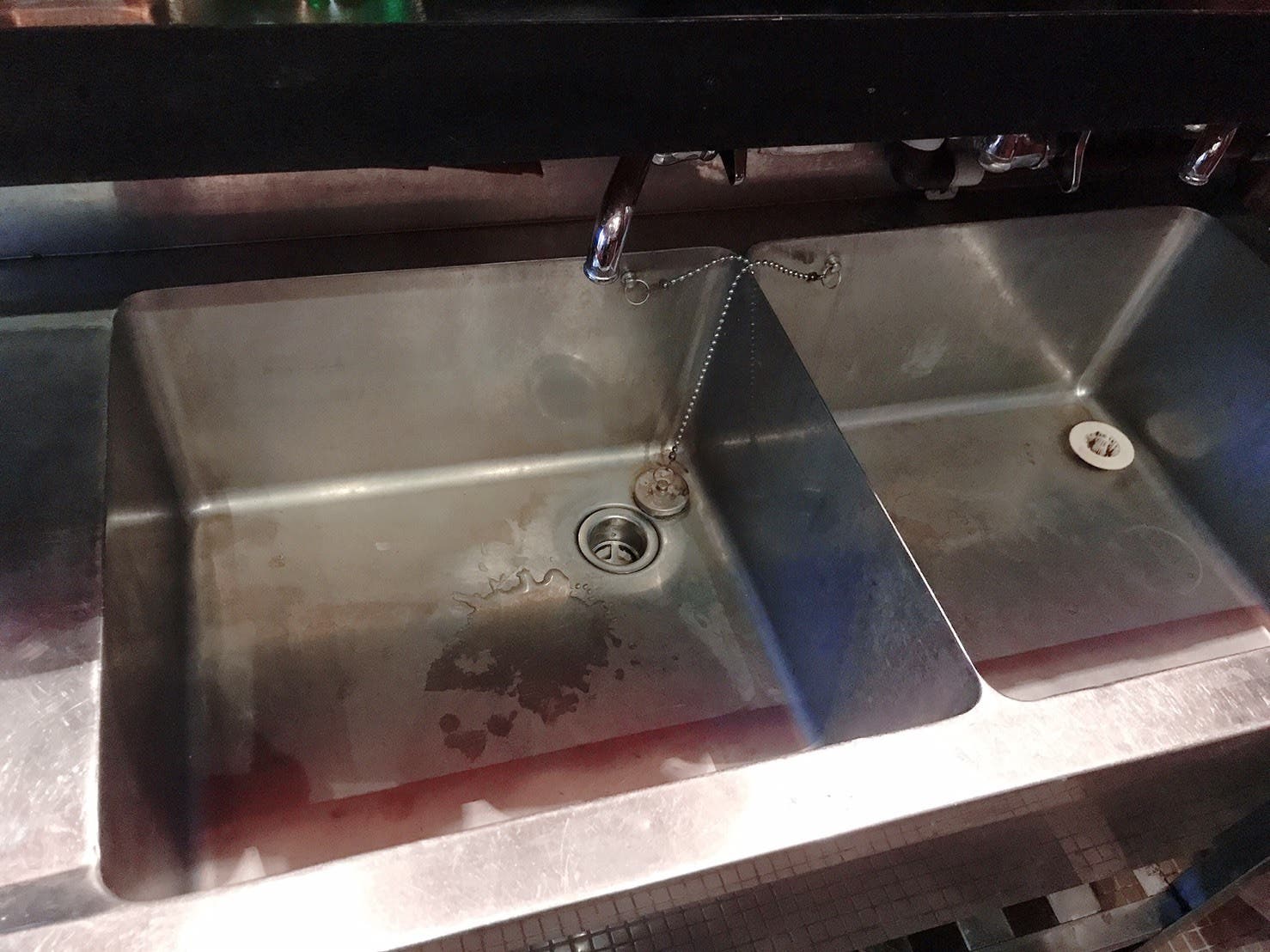 【西武新宿駅1分】貸し切りBAR・各種パーティー/2次会/飲み放題/カラオケ無料/ダーツ/スタンディング/クリスマスの写真16