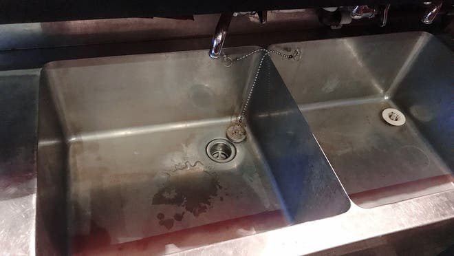 【西武新宿駅1分】貸し切りBAR・各種パーティー/2次会/飲み放題/カラオケ無料/ダーツ/スタンディング/クリスマスの写真16