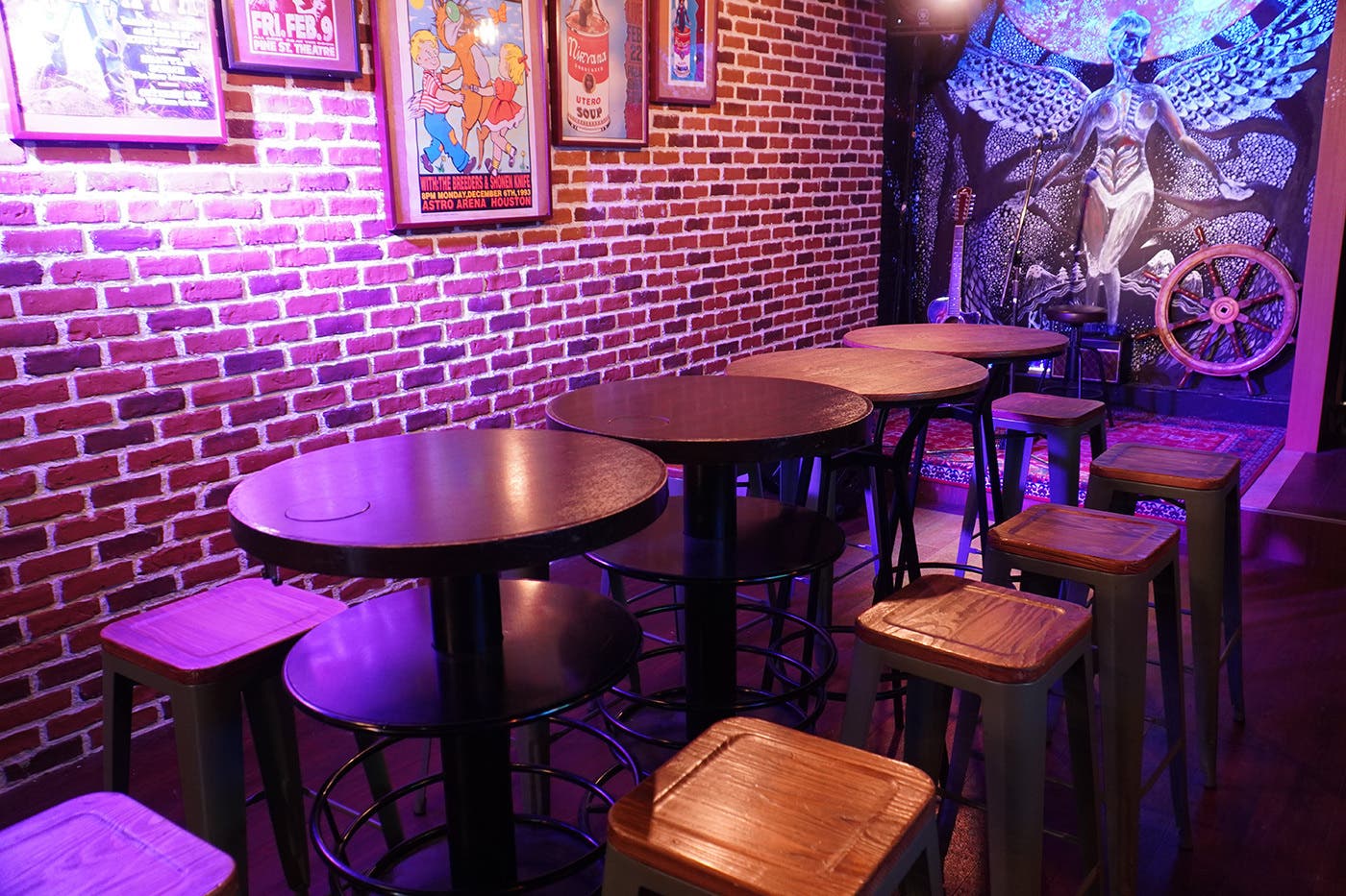 JR稲毛駅徒歩4分！本格バースペースを備えたロケーション【撮影/演奏/パーティ/セミナー/コスプレ更衣室完備】の写真6