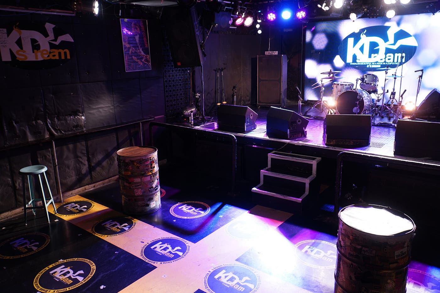 JR稲毛駅徒歩4分！本格バースペースを備えたロケーション【撮影/演奏/パーティ/セミナー/コスプレ更衣室完備】の写真22