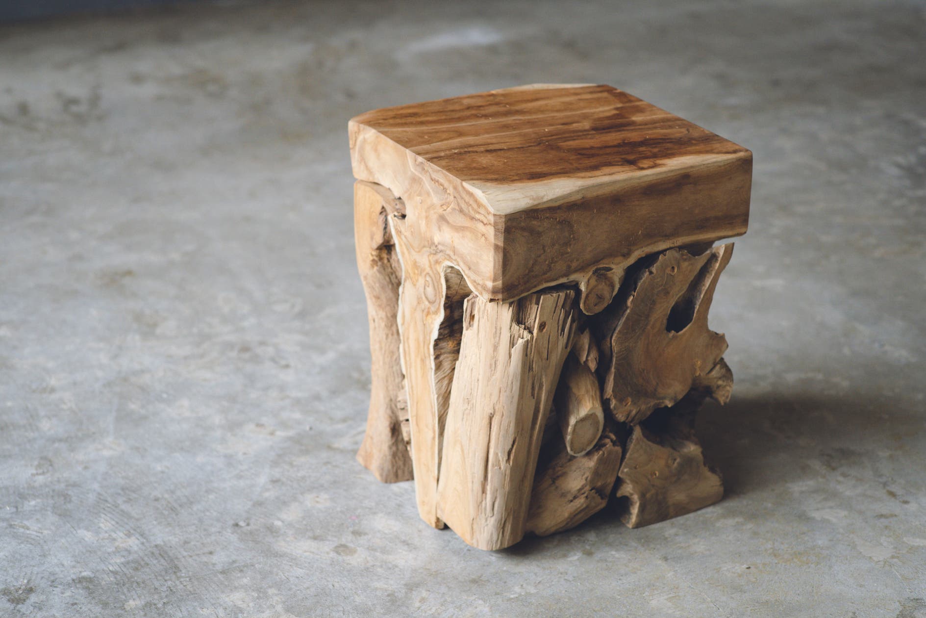 京都御所の借景が映える、コンクリートと木材で構成されたラフながらも静謐な空間！展示会やポップアップ、撮影スタジオに！の写真14