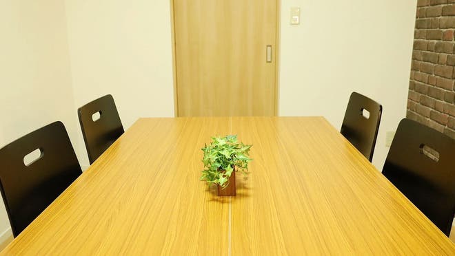 【中目黒駅7分!10名利用可!】綺麗な室内!WiFi・プロジェクター・ホワイトボード全て無料!ふれあい貸し会議室 中目黒Aの写真5