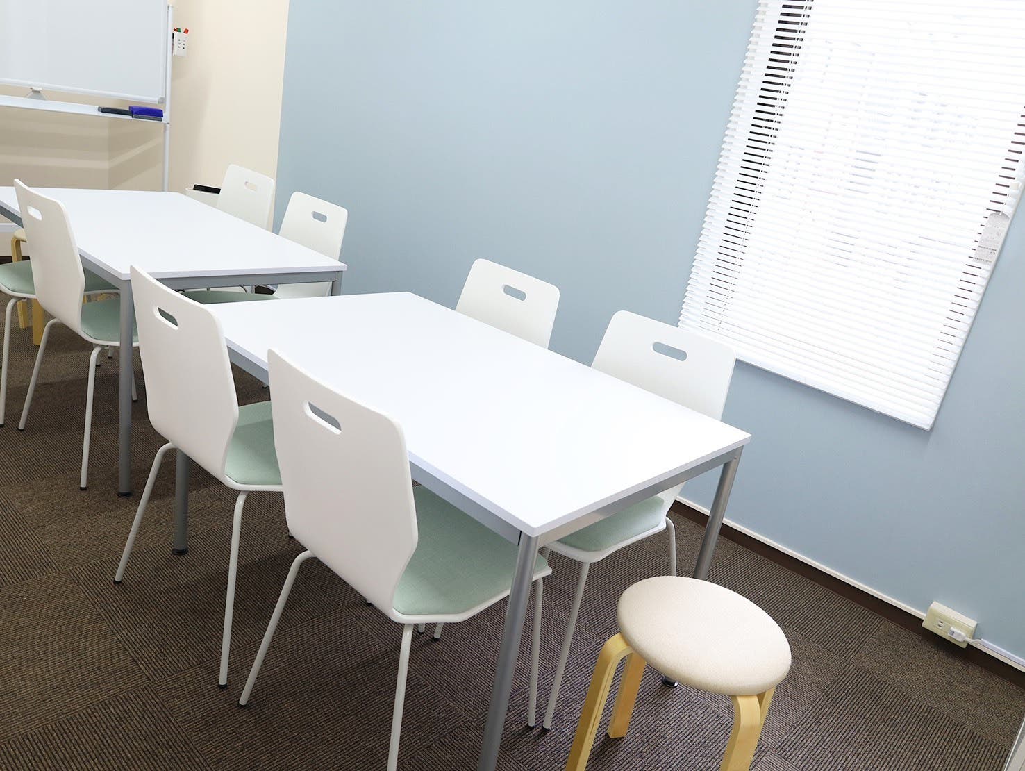 【赤坂見附駅徒歩2分/赤坂駅徒歩4分】10名/高速光Wifi・プロジェクター/ボドゲや楽器練習にも/軽飲食可/靴のまま利用可の写真7