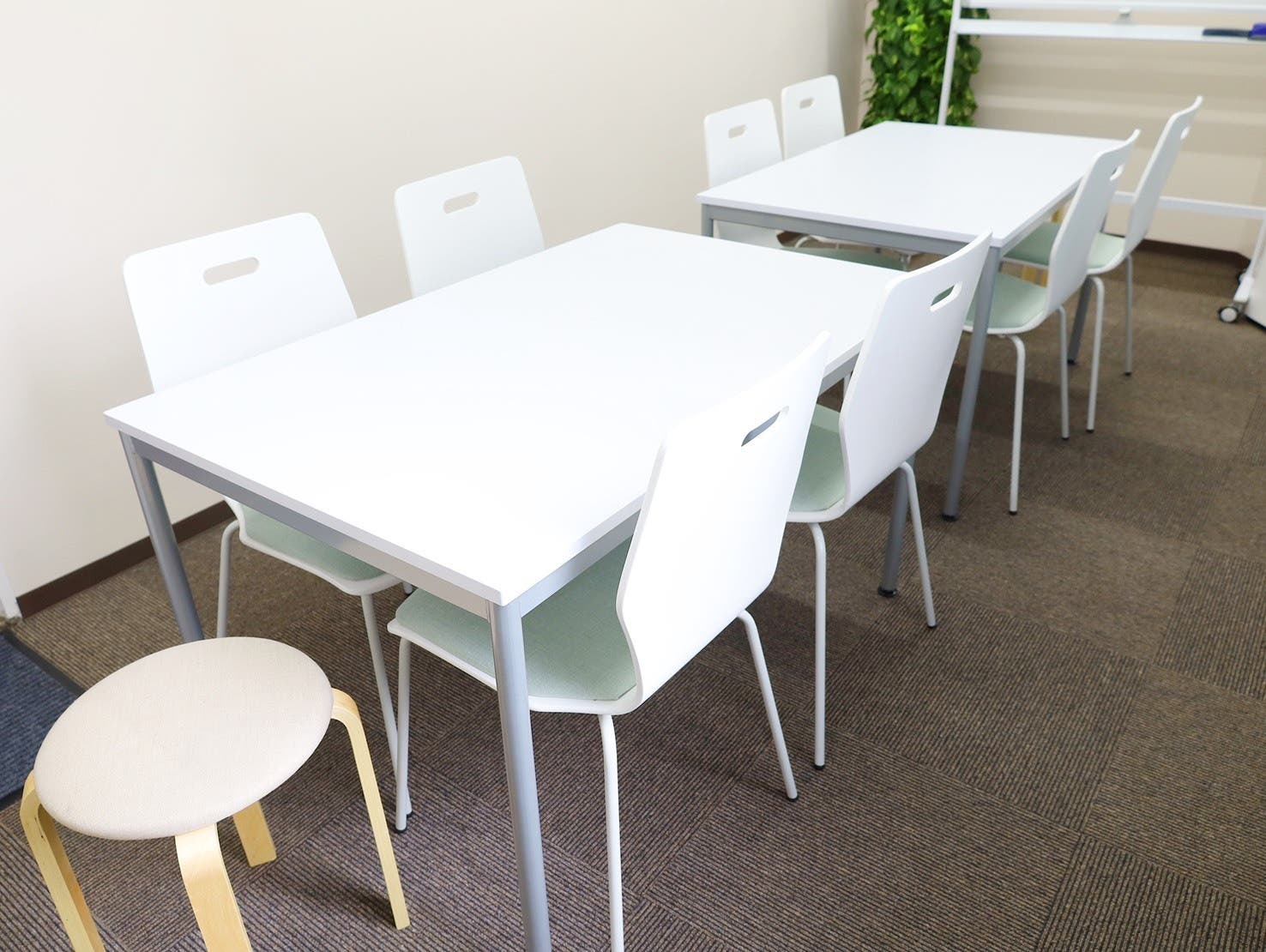 【赤坂見附駅徒歩2分/赤坂駅徒歩4分】10名/高速光Wifi・プロジェクター/ボドゲや楽器練習にも/軽飲食可/靴のまま利用可の写真8