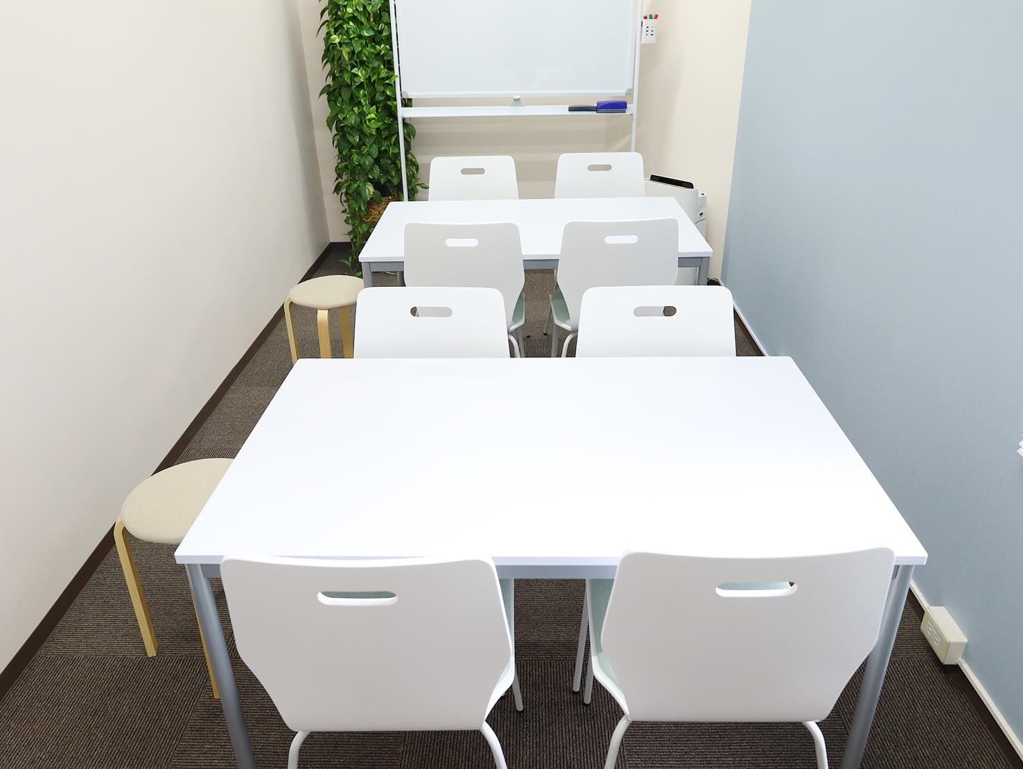 【赤坂見附駅徒歩2分/赤坂駅徒歩4分】10名/高速光Wifi・プロジェクター/ボドゲや楽器練習にも/軽飲食可/靴のまま利用可の写真9