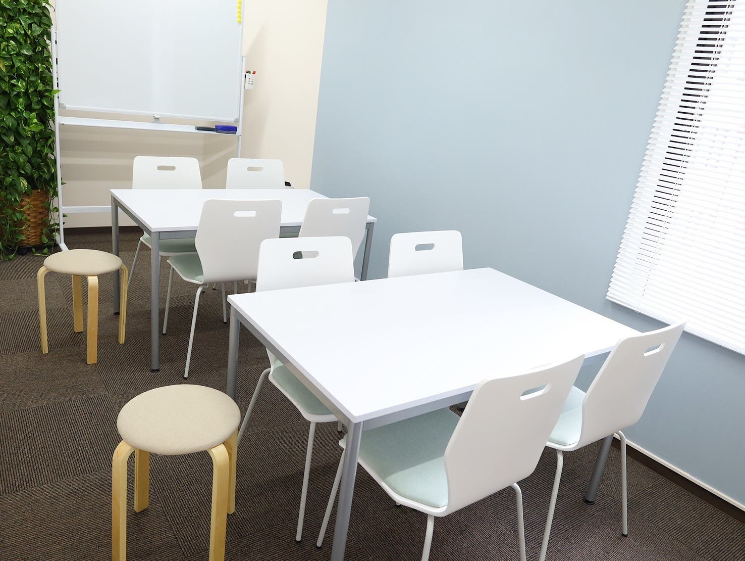 【赤坂見附駅徒歩2分/赤坂駅徒歩4分】10名/高速光Wifi・プロジェクター/ボドゲや楽器練習にも/軽飲食可/靴のまま利用可の写真10