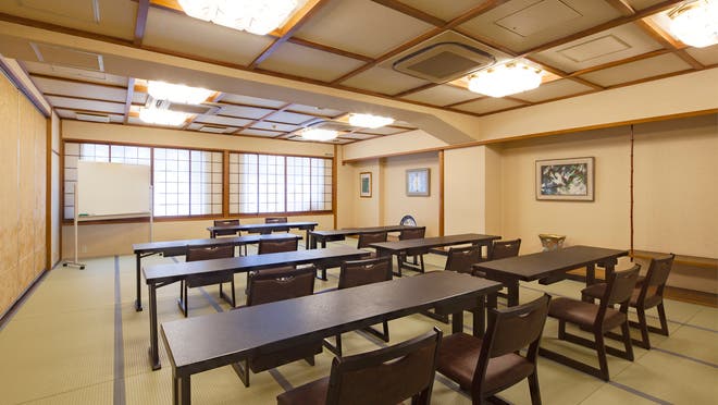 近鉄日本橋駅より徒歩3分。道頓堀間近。の写真1