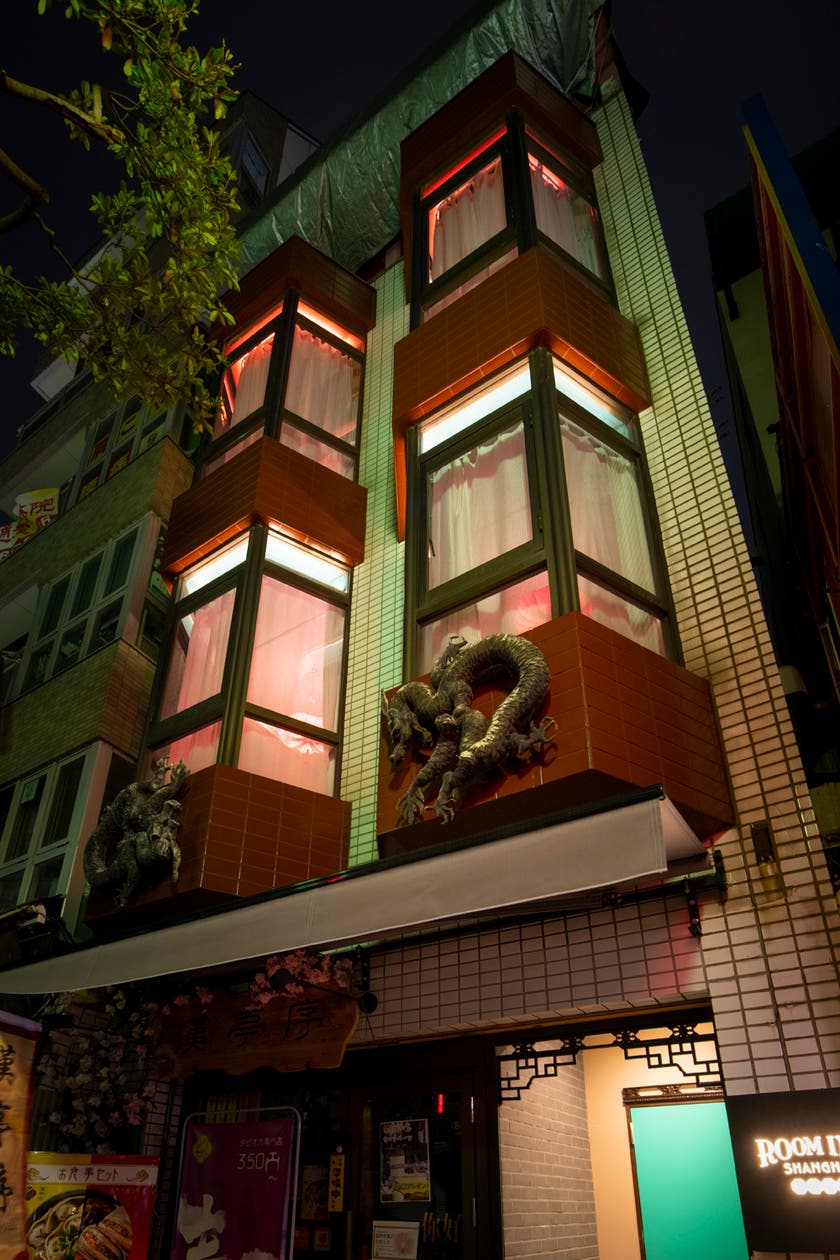 「オールド上海」をイメージして創り上げられた撮影スペースの写真15