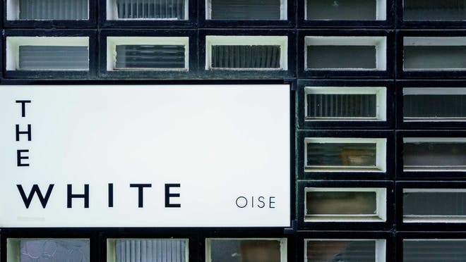 平日のみ利用可!外光が入るシンプルなスタジオスペース!コスプレ撮影、プロフィール撮影、セルフ撮影などに!の写真6