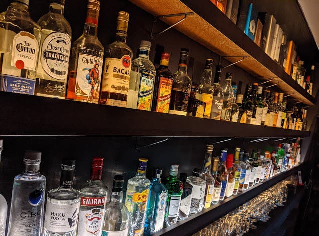 【撮影おすすめ】新橋駅徒歩2分の隠れ家Bar　その他、各種飲み会、交流会など様々な用途でご利用可能です。の写真8