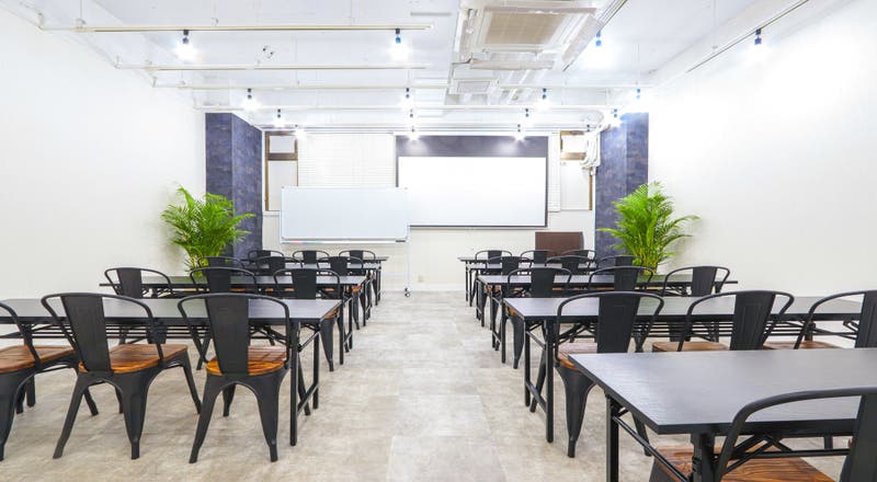 【渋谷駅徒歩25秒！32名利用可】贅沢な空間！WiFi・プロジェクター・ホワイトボード全て無料！ふれあい貸し会議室 渋谷No29