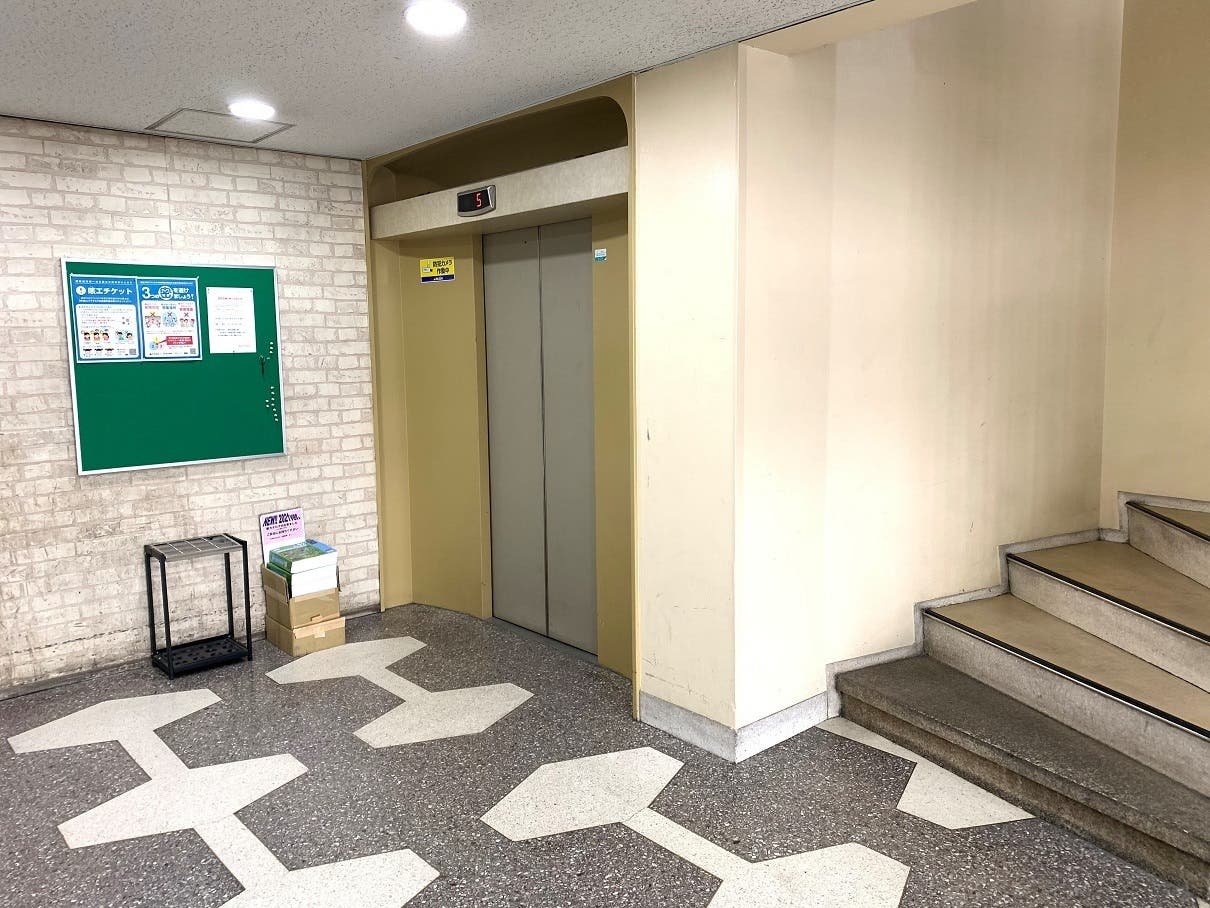 本町駅徒歩２分の利便性。低価格で換気ができる完全個室の会議室。共用部に喫煙室あり。商談、テレワーク、面接、自習室としても♬の写真12