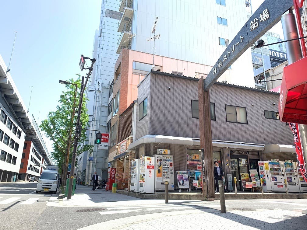 本町駅徒歩２分の利便性。低価格で換気ができる完全個室の会議室。共用部に喫煙室あり。商談、テレワーク、面接、自習室としても♬の写真10