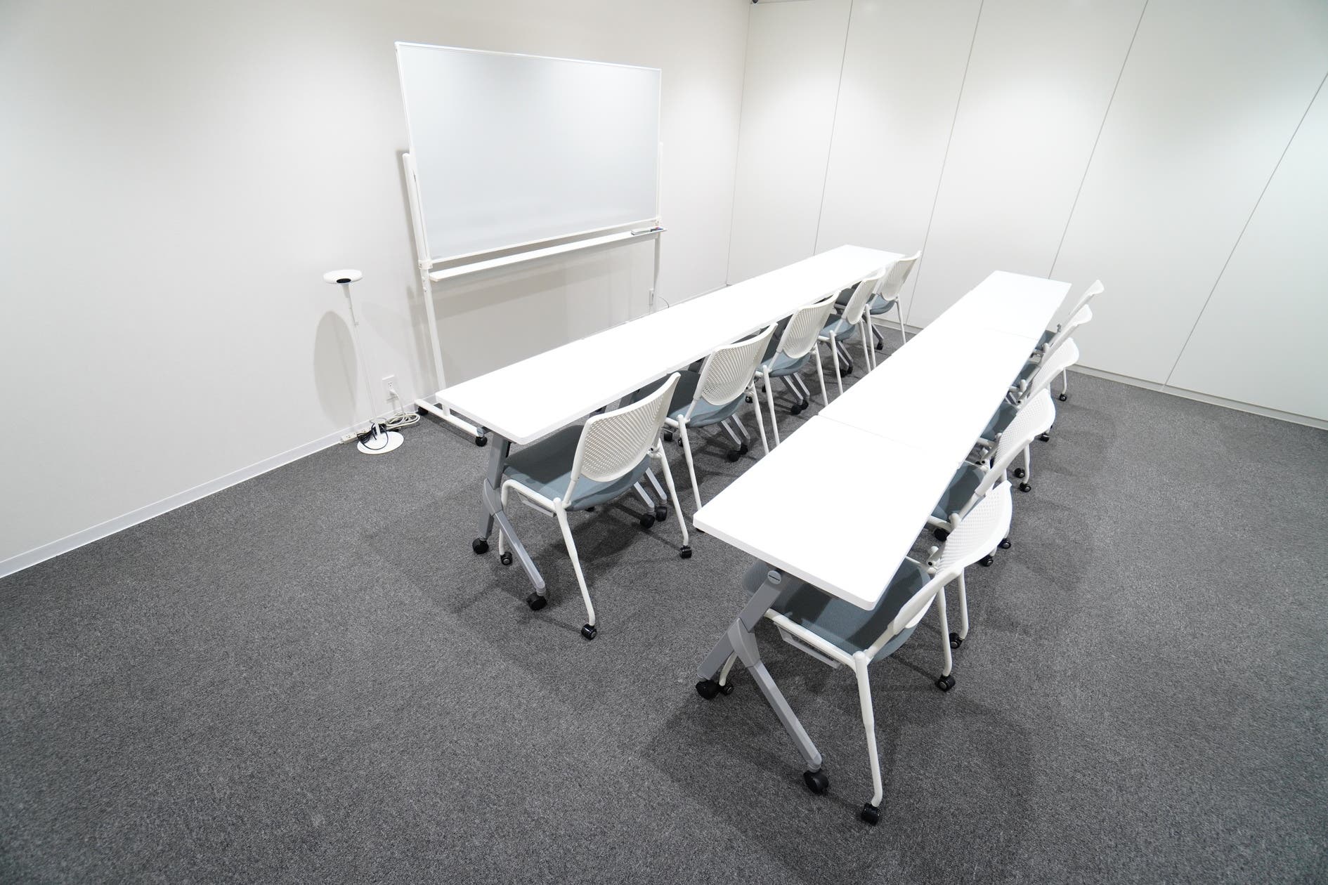 ＜戸塚会議室＞戸塚駅徒歩3分！光Wi-Fi無料！会議/打ち合わせ/セミナー/商談/リモートワーク/テレワーク/作業場所の写真6