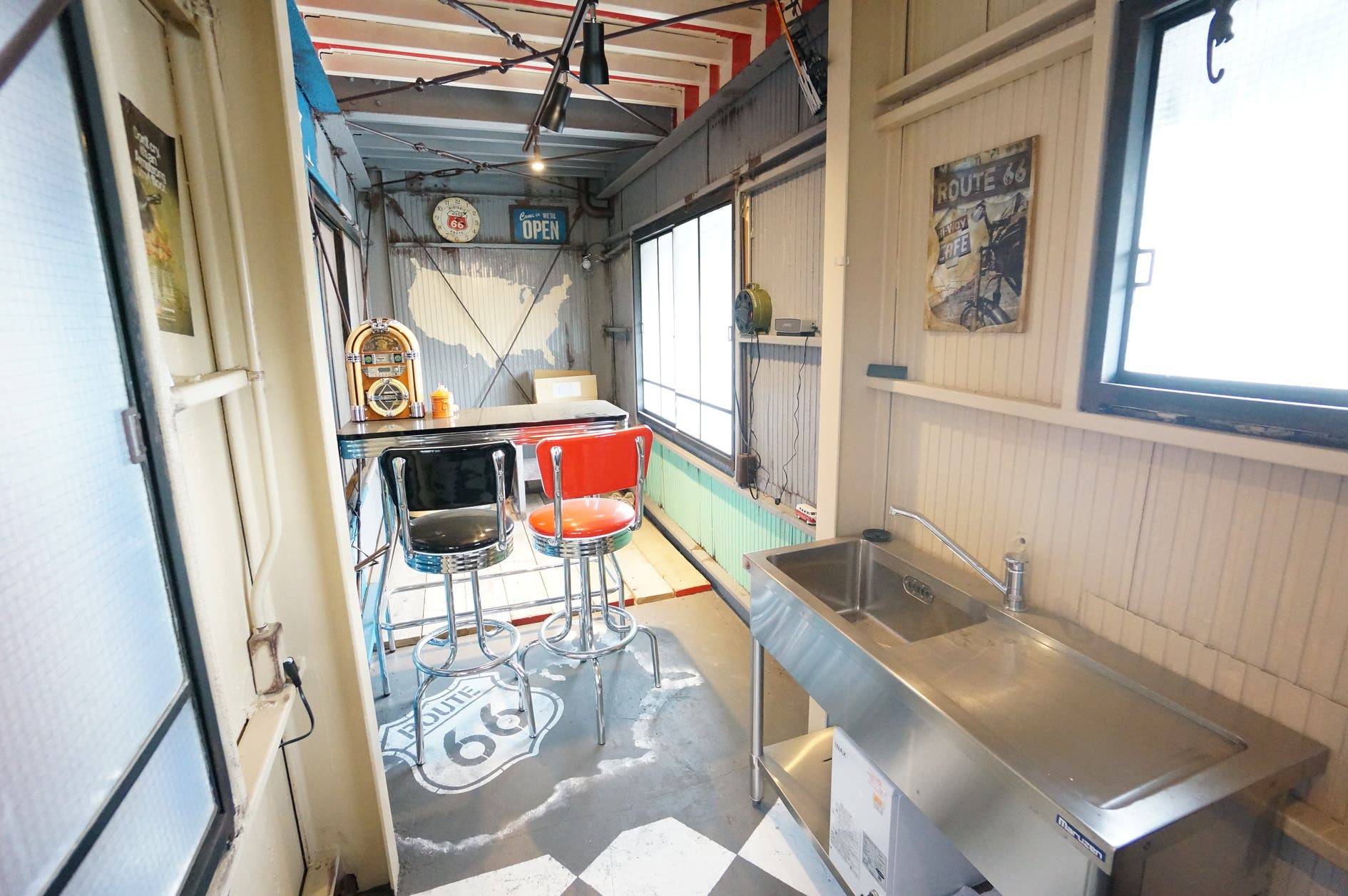 ＜マルチスペース曳舟＞アメリカンダイナーのような内装🍔モニターあり！女子会/パーティー/撮影/会議の写真12