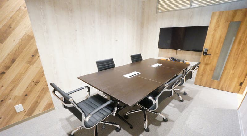 ＜モディコワーキング5人会議室(Meeting Room2)＞静岡モディの会議室✨Wi-Fi/モニターあり！リモートワーク/会議
