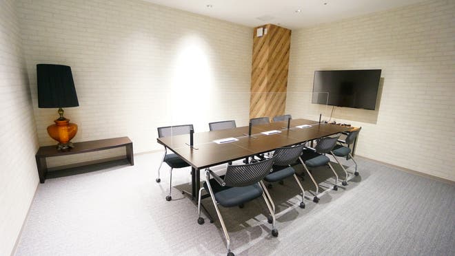<モディコワーキング8人会議室(Meeting Room1)>静岡モディの会議室✨Wi-Fi/モニターあり!リモートワーク/会議の写真1