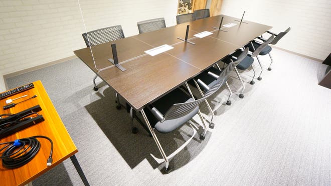 <モディコワーキング8人会議室(Meeting Room1)>静岡モディの会議室✨Wi-Fi/モニターあり!リモートワーク/会議の写真7