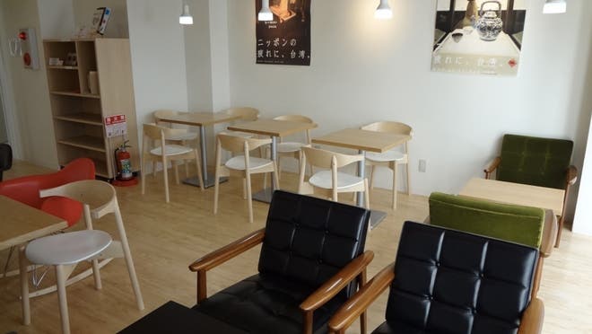 【心斎橋】木のぬくもりを感じる隠れ家風カフェスペース/1-2F貸切の写真1