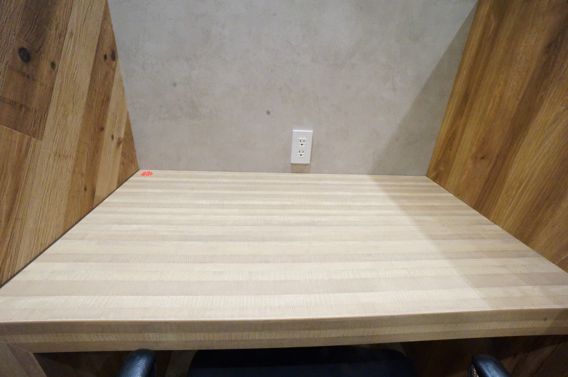 ＜モディコワーキング1人用自由席O＞フリーアドレスで快適に作業⭐️静岡モディのコワーキングスペース✨Wi-Fi/コンセントの写真7