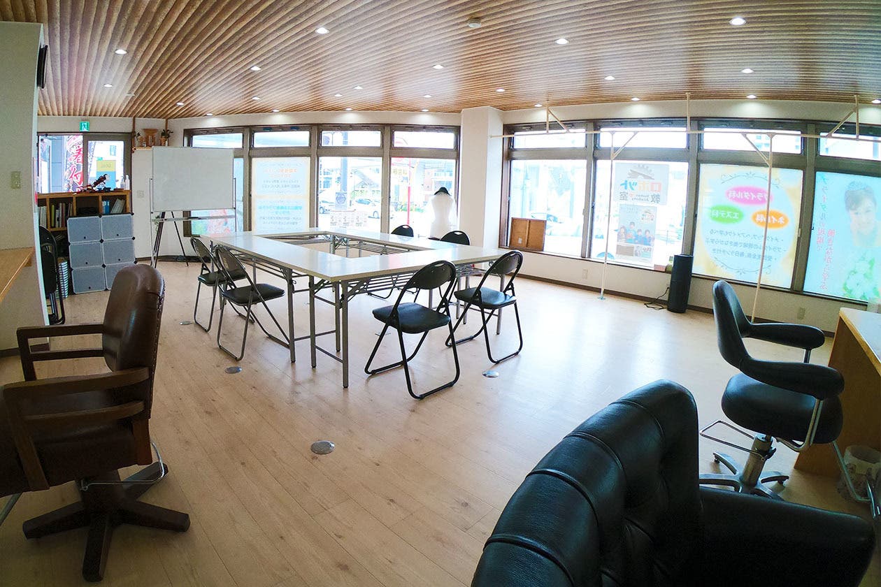 【城野駅から徒歩１分】開放感ある多目的スペースの写真5