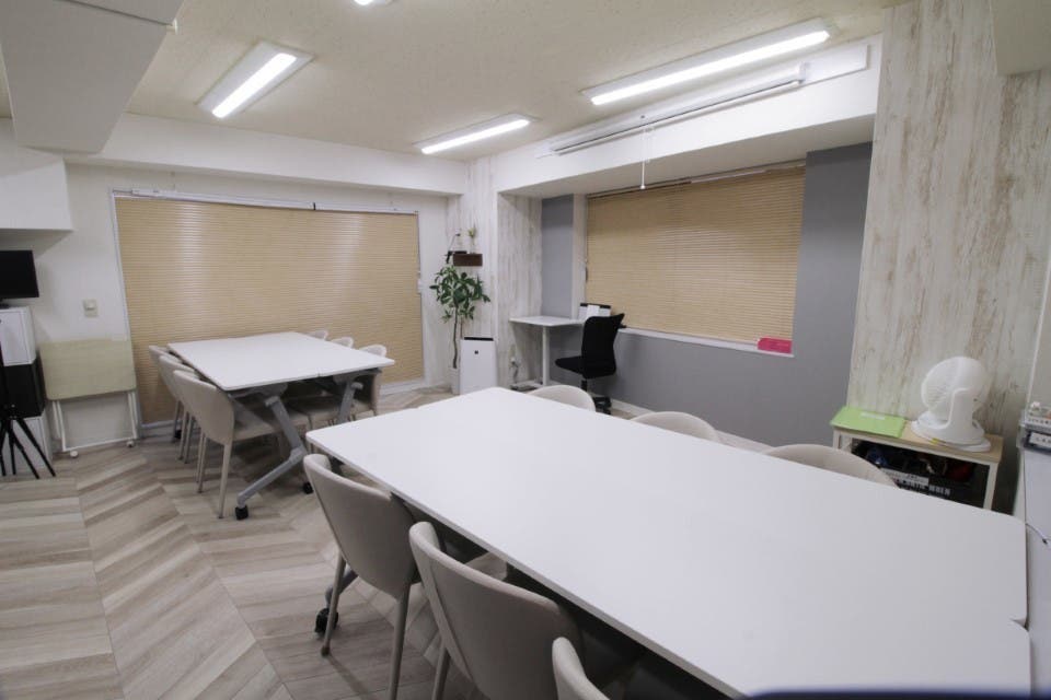 【グラッドスペース】★四谷三丁目駅前10秒★当日予約OK♪1フロア占有 会議 撮影 パーティに！光回線 WiFi 有線LAN の写真5
