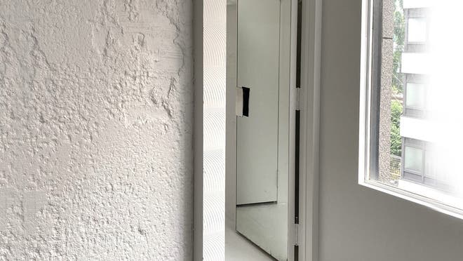 渋谷駅B1出口から4分QFgallery白壁のギャラリースタジオの写真2