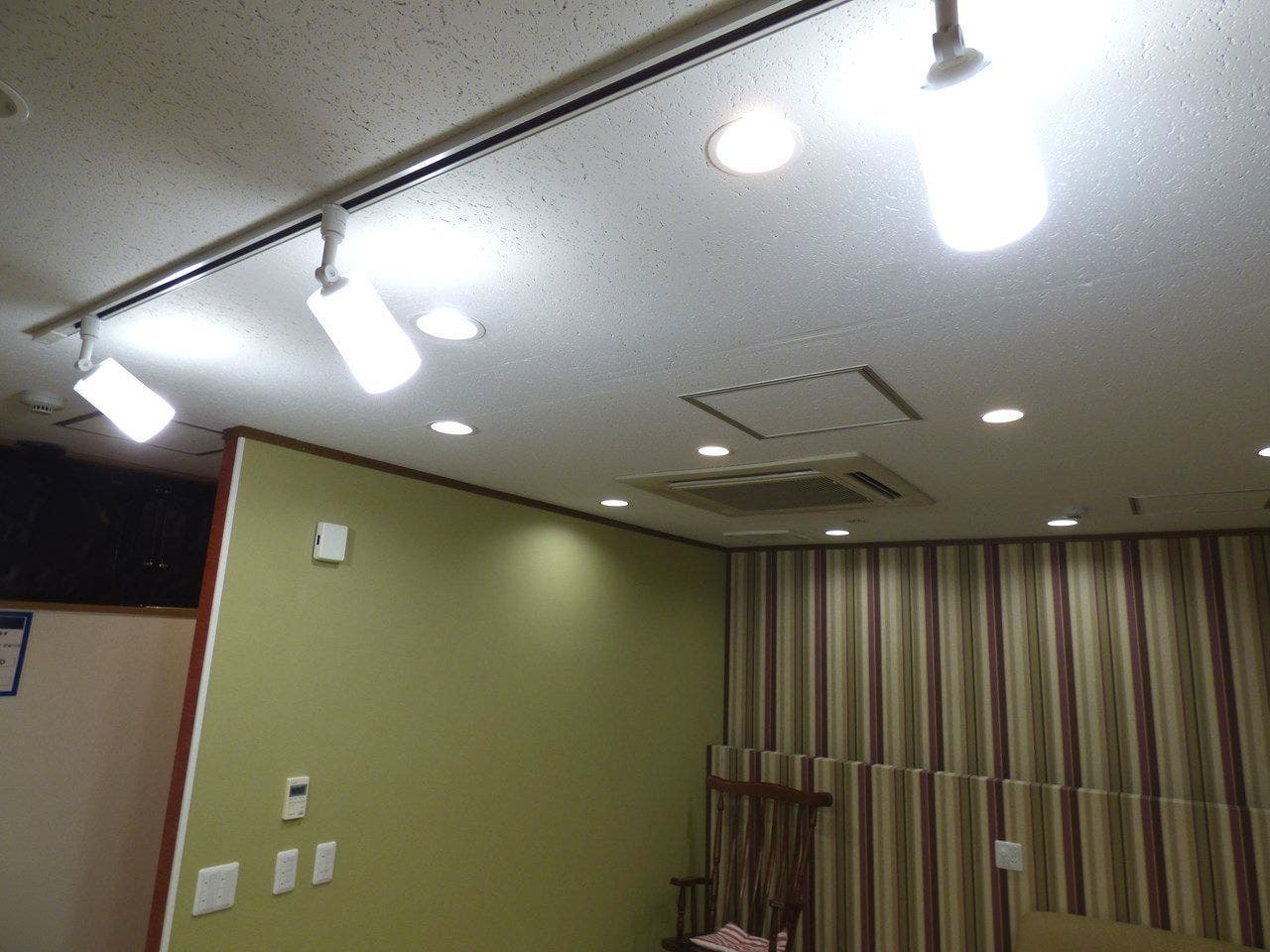 【レンタルスペースAO太宰府】音楽収録やYoutube撮影、テレワークや打ち合わせ、自習、スクール、会議など活用できます♪の写真14