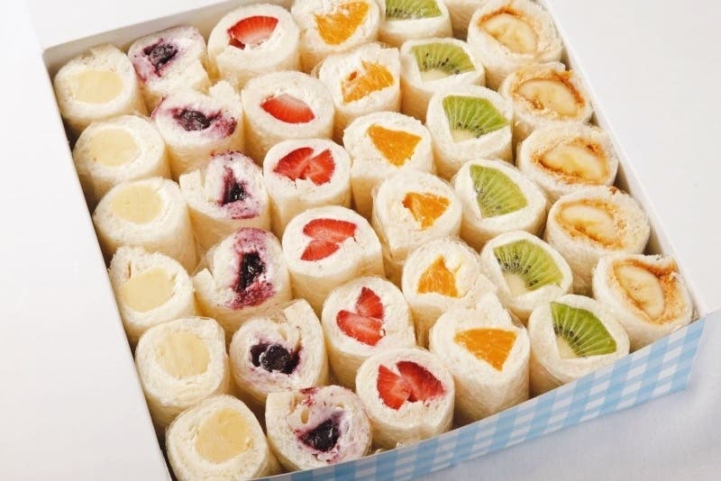 【３日前までのご予約のみ】🍎フルーツ・ロールサンドイッチ・ボックス🍎の画像1