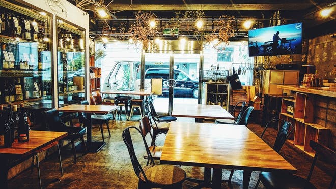 【Bouteille】渋谷駅7分!最大12名着席可能なワインショップが運営するイベントスペースの写真3