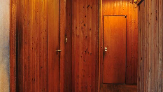 世田谷区 喜多見駅徒歩7分 自然光が入りお庭が見えるリビング&ダイニング キッチン付きのアンティークな空間 1Fの写真5