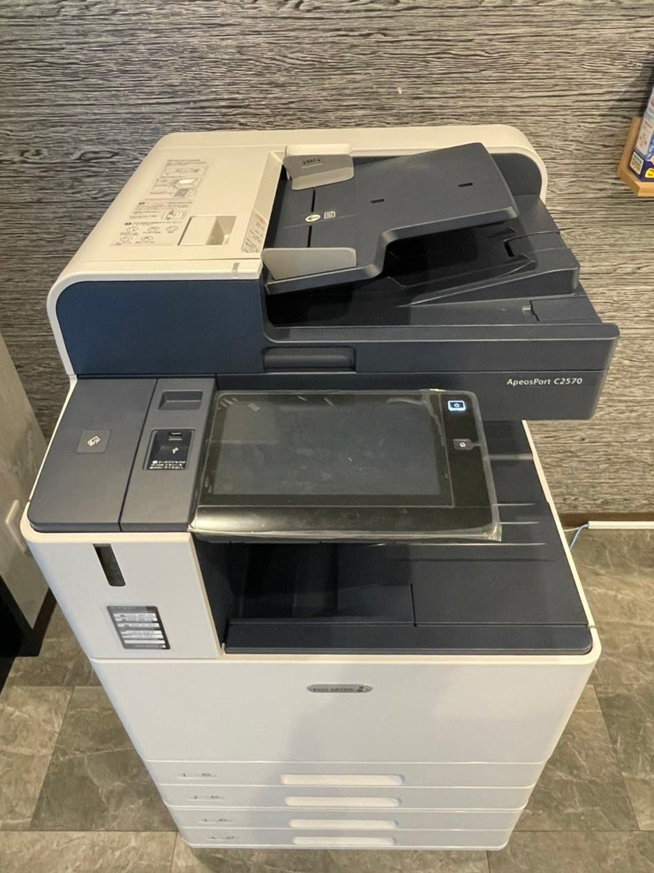 鍵付き完全個室のコワーキングスペース・個室タイプ(貸切スペース)の写真8