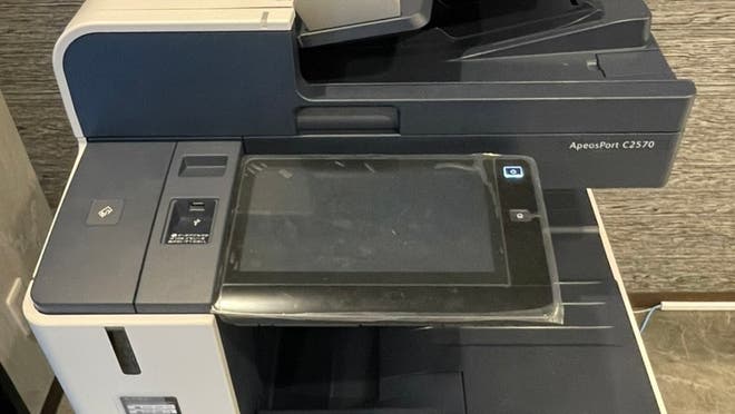 鍵付き完全個室のコワーキングスペース・個室タイプ(貸切スペース)の写真6