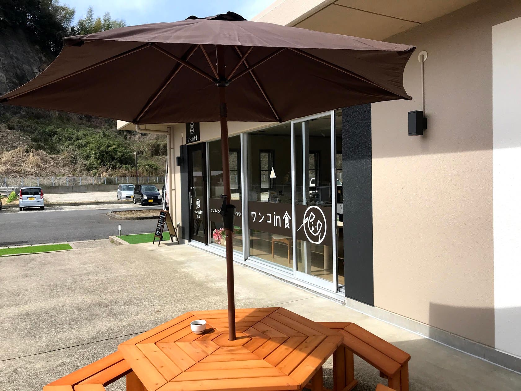 ワンコも一緒に入れる食堂のスペース貸しの写真5