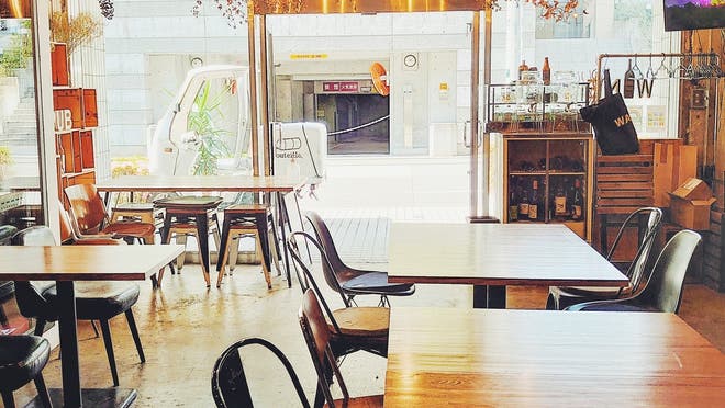 【Bouteille】渋谷駅7分!最大12名着席可能なワインショップが運営するイベントスペースの写真1