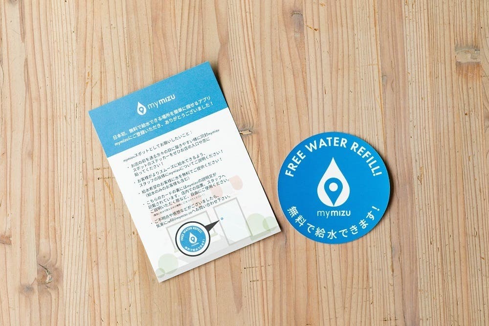 【駅徒歩5分、撮影・収録に】窓からの木漏れ日、大きな本棚が好評。フローリング、大きな窓は開放感があり、風通し抜群。の写真25