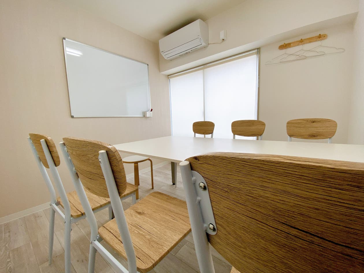 🎊好立地🎊｜🉐格安｜小田急線・町田駅2分❗｜高速WiFi⚡｜個室｜土足🆗｜24h｜Colormell 町田東店【A室】［〜6名］の写真3