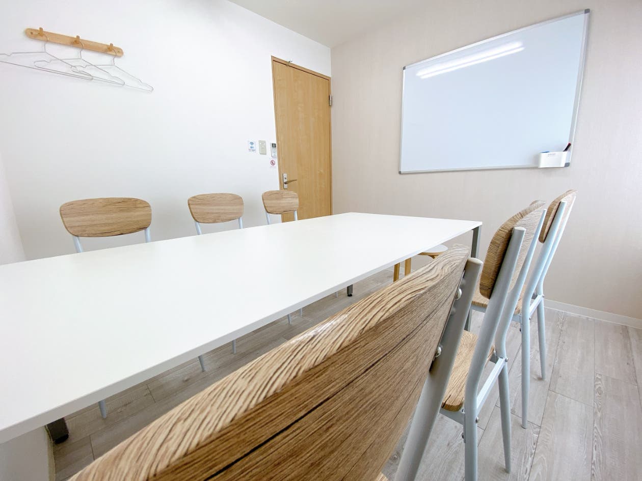 🎊好立地🎊｜🉐格安｜小田急線・町田駅2分❗｜高速WiFi⚡｜個室｜土足🆗｜24h｜Colormell 町田東店【A室】［〜6名］の写真4