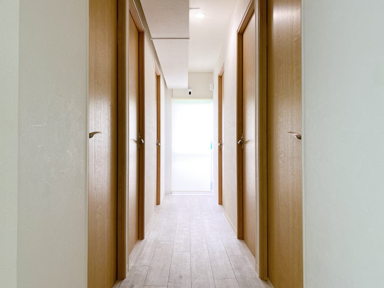 🎊好立地🎊｜🉐格安｜小田急線・町田駅2分❗｜高速WiFi⚡｜個室｜土足🆗｜24h｜Colormell 町田東店【B室】［〜4名］の写真6