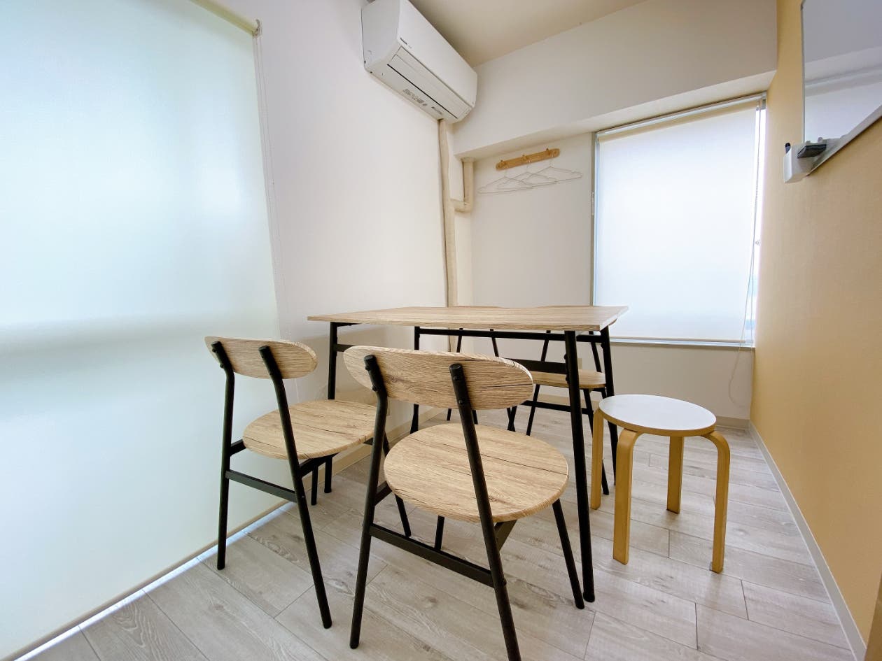 🎊好立地🎊｜🉐格安｜小田急線・町田駅2分❗｜高速WiFi⚡｜個室｜土足🆗｜24h｜Colormell 町田東店【C室】［〜4名］の写真1