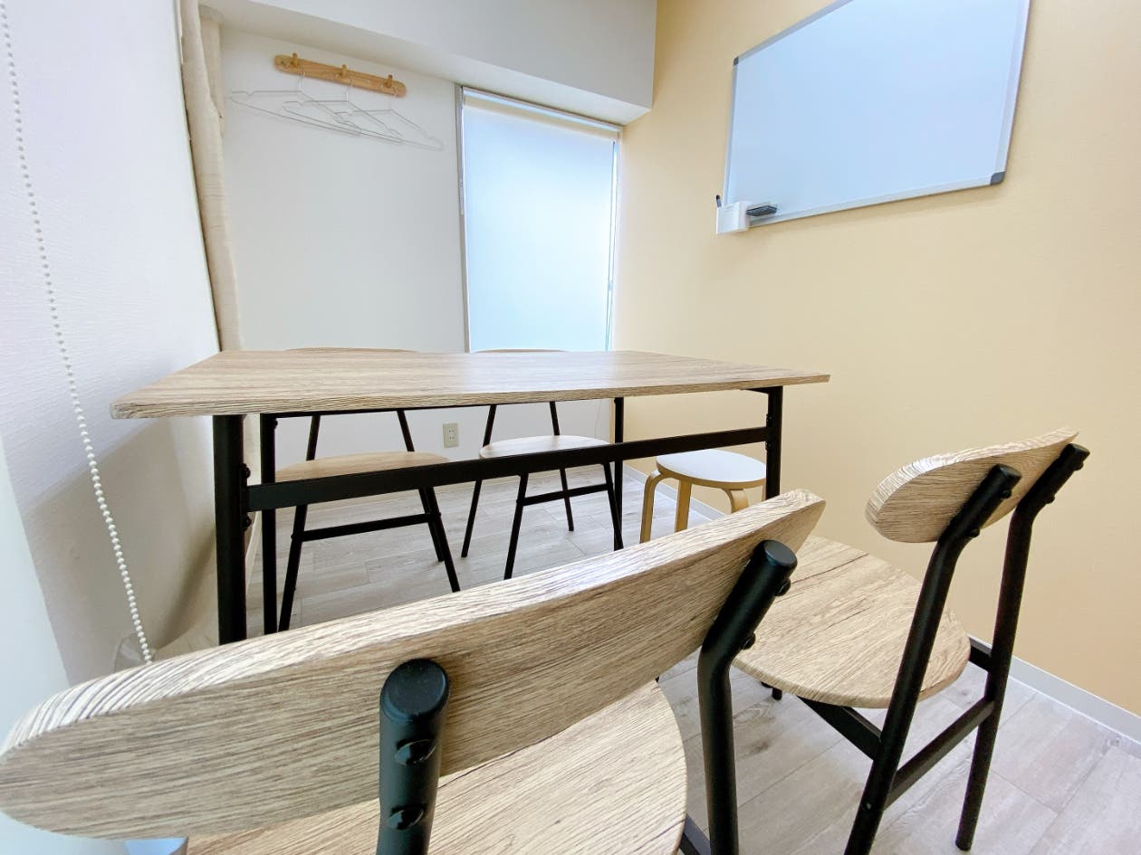 🎊好立地🎊｜🉐格安｜小田急線・町田駅2分❗｜高速WiFi⚡｜個室｜土足🆗｜24h｜Colormell 町田東店【C室】［〜4名］の写真3