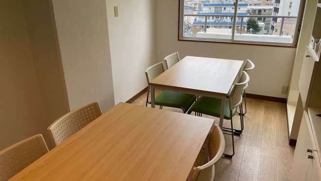 東中野駅西口30秒【即予約可・高速度WiFi・除菌完備】各種教室、会議、商談、面接、研修、ボードゲーム等に最適な個室スペースの写真2