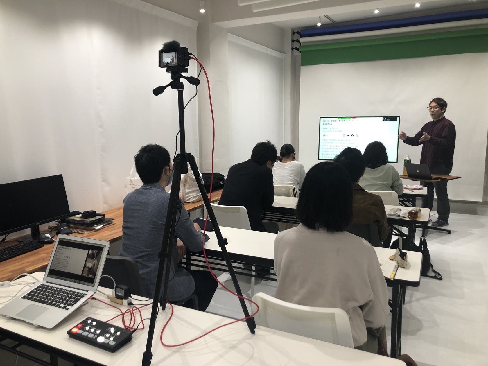 動画撮影/白ホリ/クロマキー【上前津駅/鶴舞公園/大須商店街・徒歩７分】名古屋市中区レンタル撮影スタジオの写真21