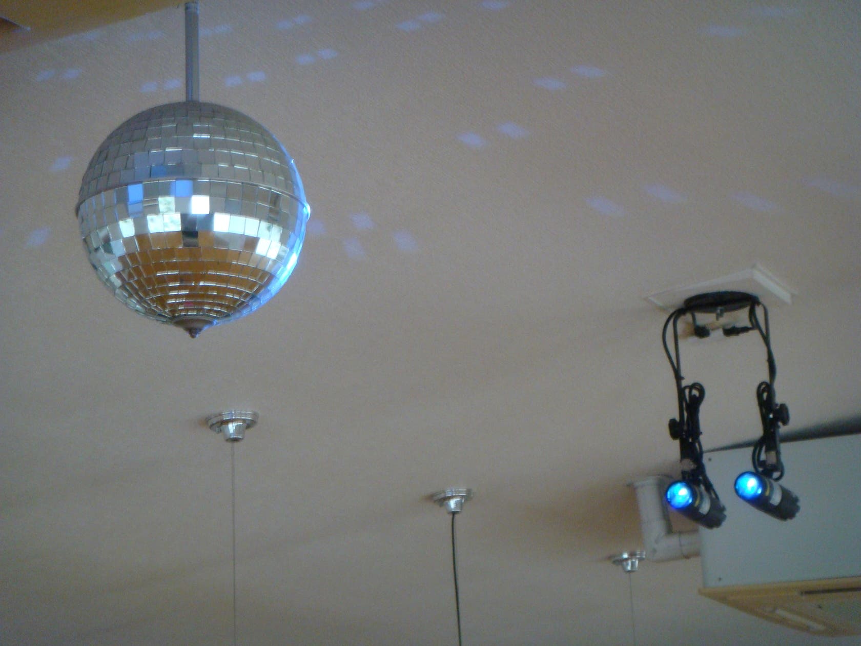 名古屋の広いスタジオはナカガワスタジオ！鏡面、音響、映像設備完備。ダンス、スポーツだけでなくイベントや会議など幅広い用途に対応。の写真15