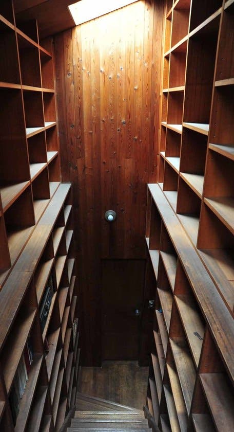 世田谷区 喜多見駅徒歩７分　山小屋、木の内装、別荘のシーンなどで活躍できる　撮影スペース　２Fの写真7