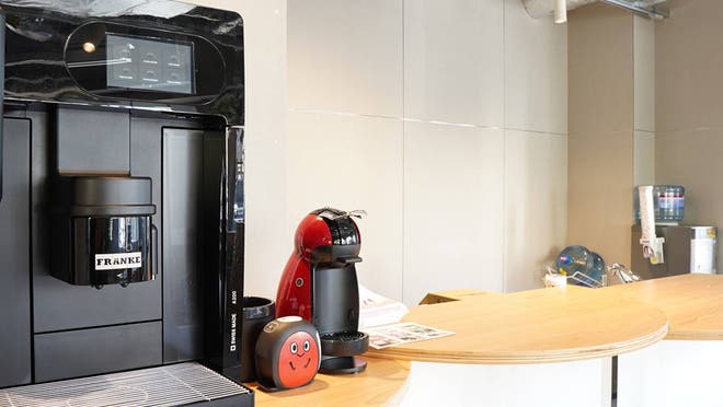 2F貸切プラン⭐️麻布十番駅徒歩1分⭐️レンタルスペース⭐️高速WiFi⭐️フリードリンク【SHARE M-10】の写真4