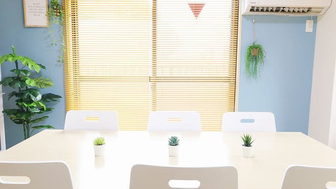 【三軒茶屋駅3分!10名利用可!】綺麗な室内!WiFi・プロジェクター・ホワイトボード全て無料!ふれあい貸し会議室 三軒茶屋Aの写真2