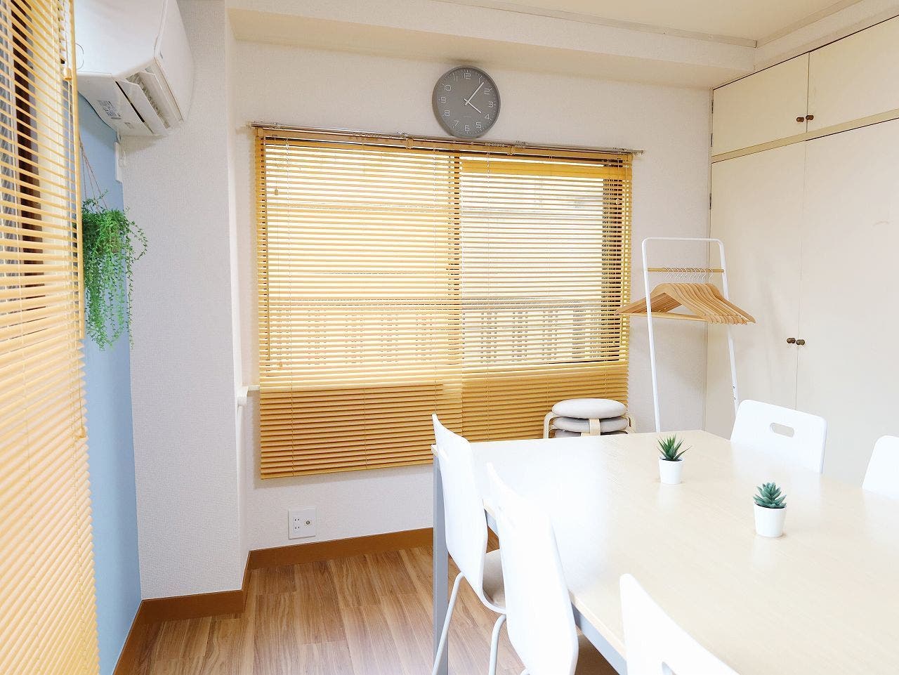 【三軒茶屋駅3分！10名利用可！】綺麗な室内！WiFi・プロジェクター・ホワイトボード全て無料！ふれあい貸し会議室 三軒茶屋Aの写真5