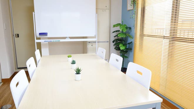 【三軒茶屋駅3分!10名利用可!】綺麗な室内!WiFi・プロジェクター・ホワイトボード全て無料!ふれあい貸し会議室 三軒茶屋Aの写真7